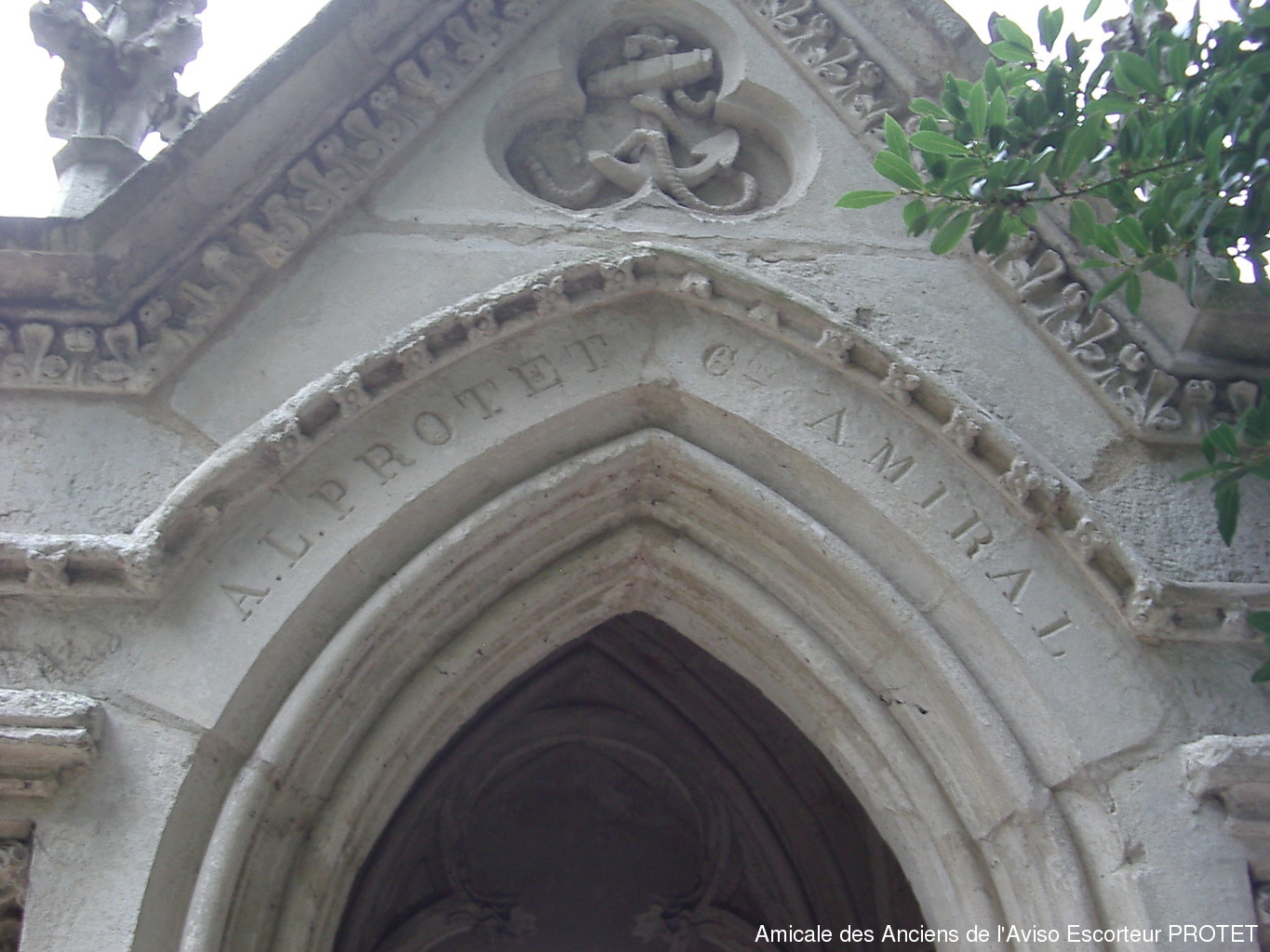 Le monument funéraire de l'Amiral PROTET